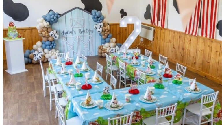 Mini Meadows Farm - Discover Northamptonshire