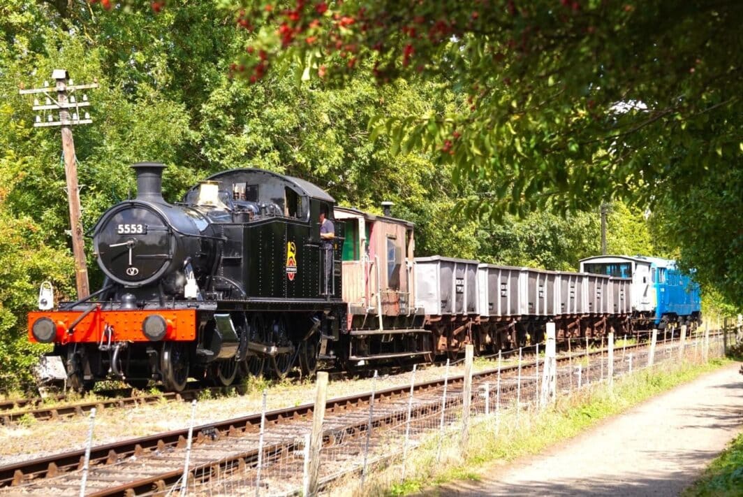 Northampton and Lamport Railway - Discover Northamptonshire